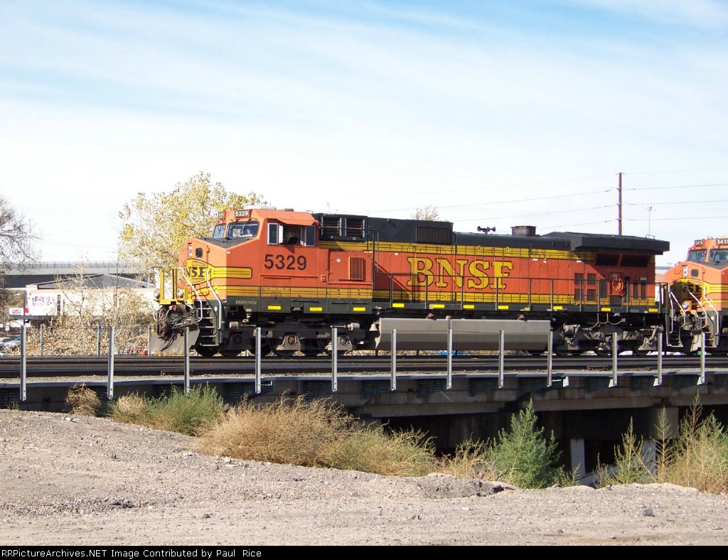 BNSF 5329